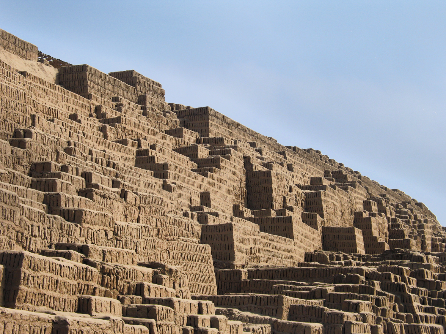Lima – Huaca Pucllana – Viajento
