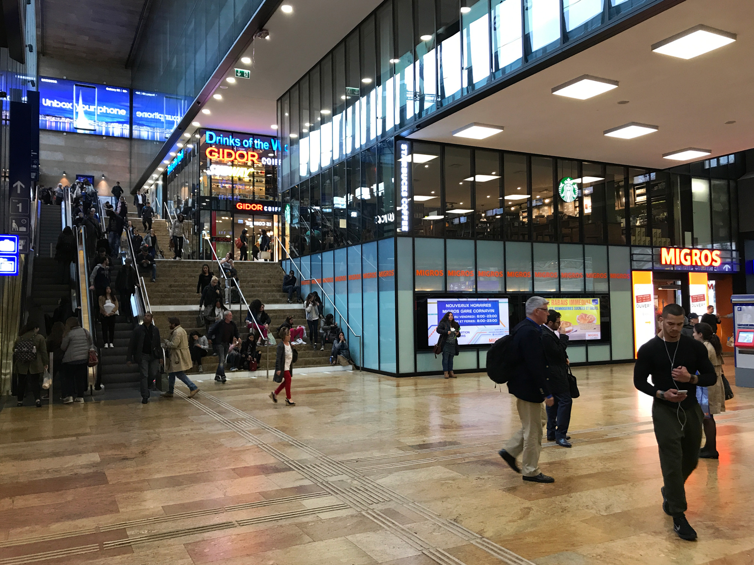 Genebra – Gare Genève-Cornavin – Viajento