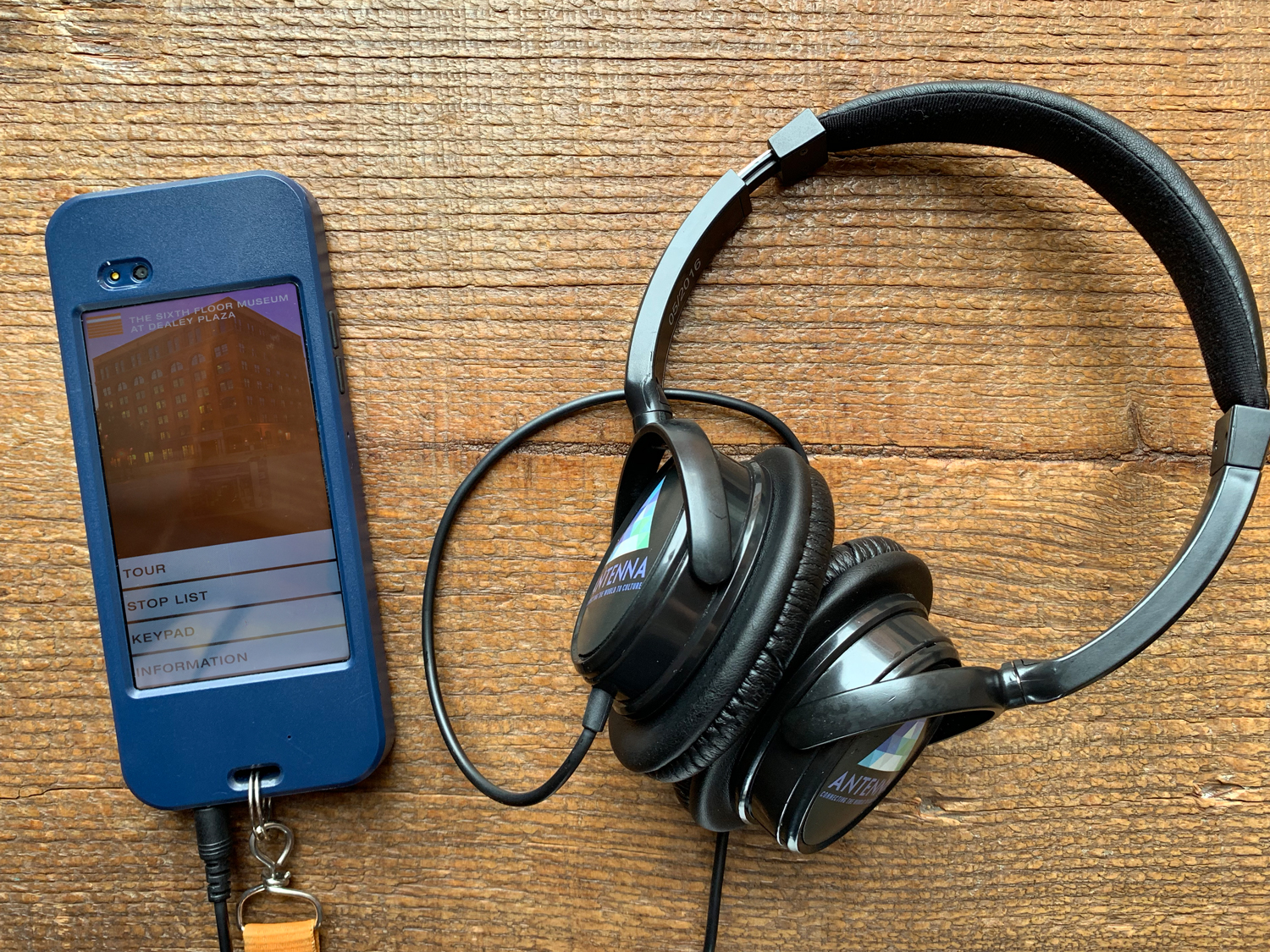 Dallas – The Sixth Floor Museum at Dealey Plaza – Viajento